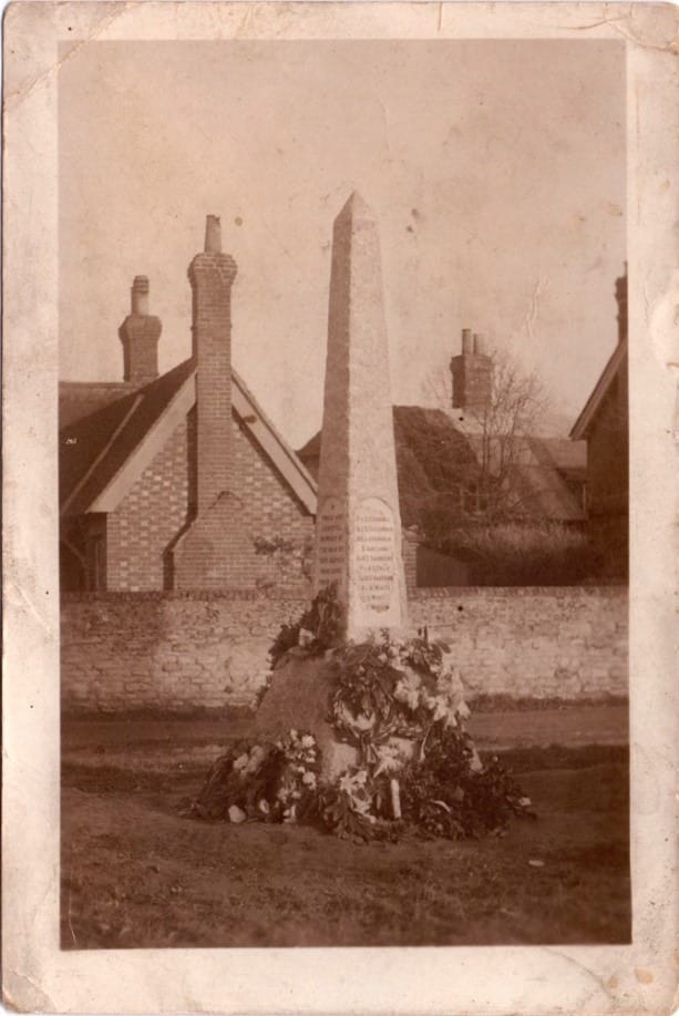 Warborough & Shillingford War Memorial and Remembrance Book ...